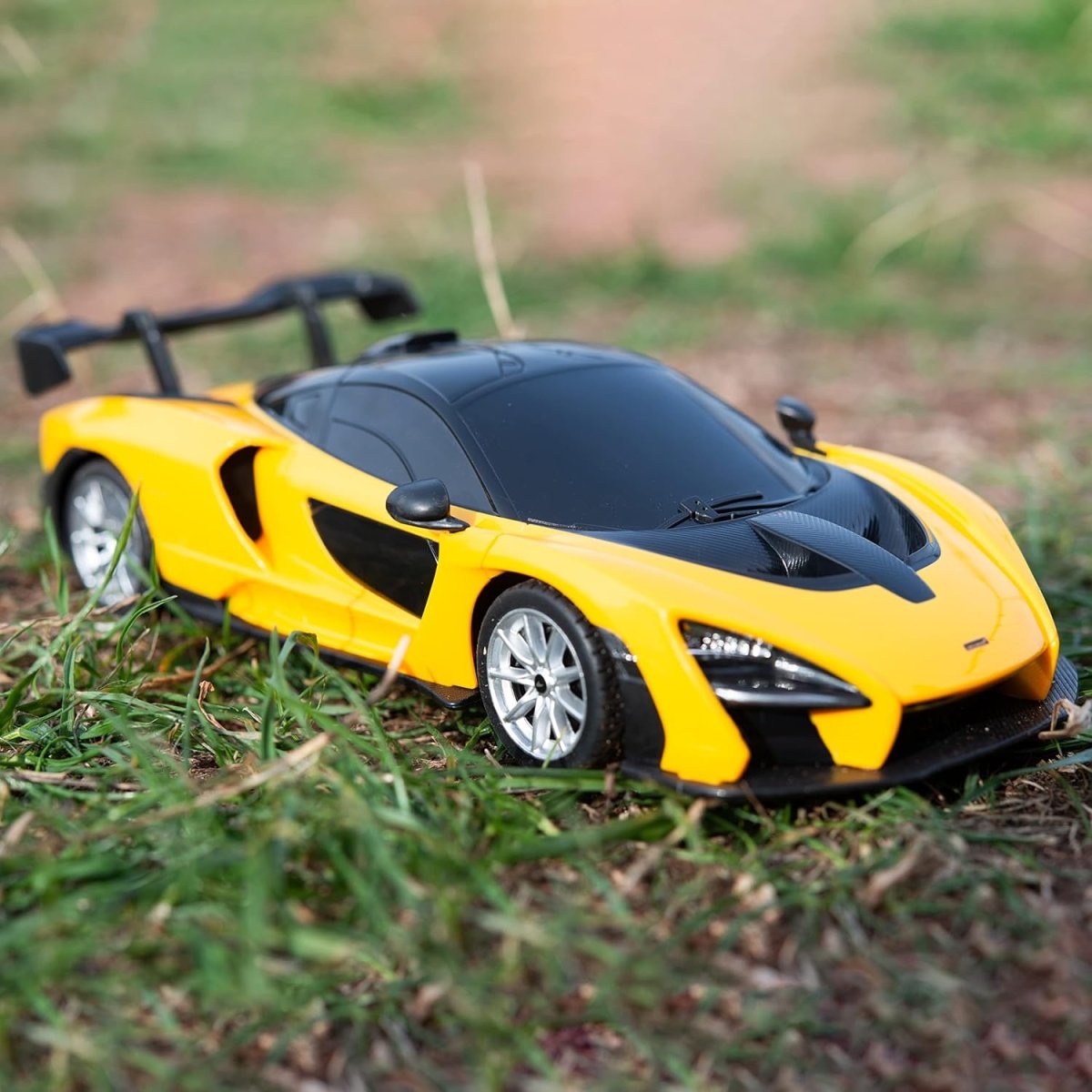 Remote Control McLaren Senna | 1:24sc Model 27.145MHz – The Imagination ...